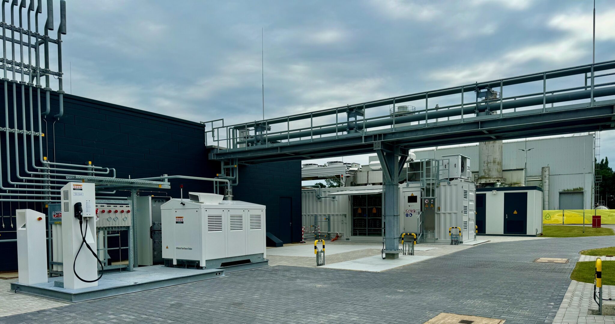 Hydrogen engineering solutions: Simple. Safe. Affordable. - LIFTE H2